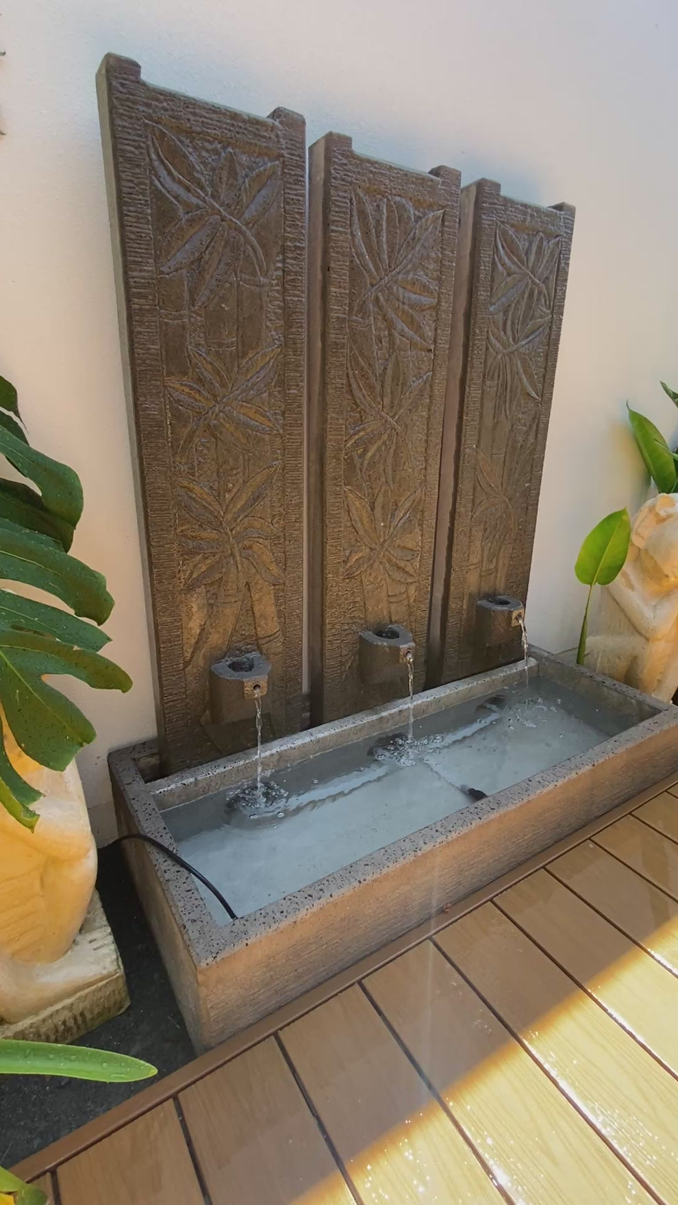 Rain Leaf Trio Water Feature - 120cm – Luxe Coastal Collections